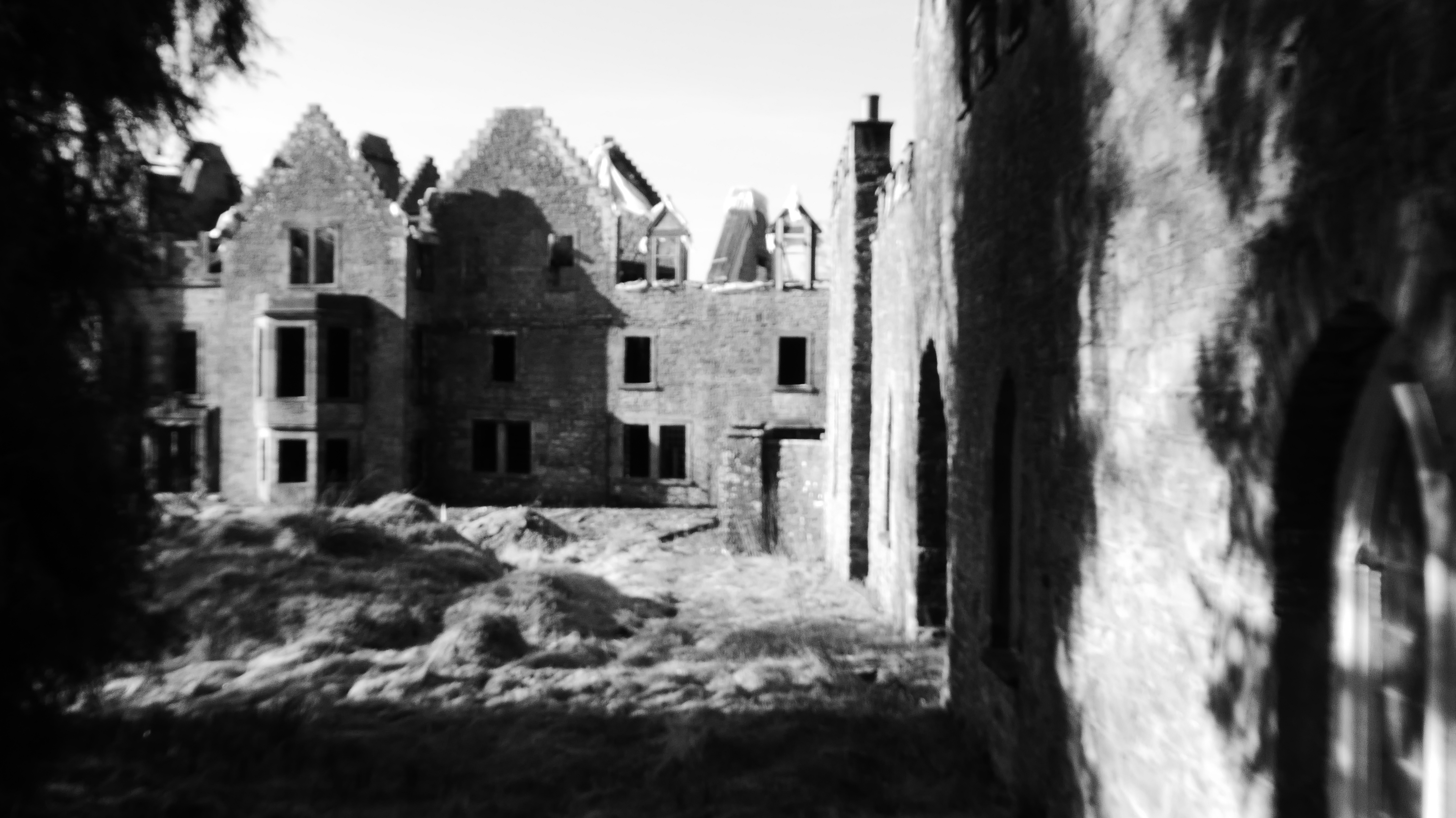 Argaty House – Hole Ousia